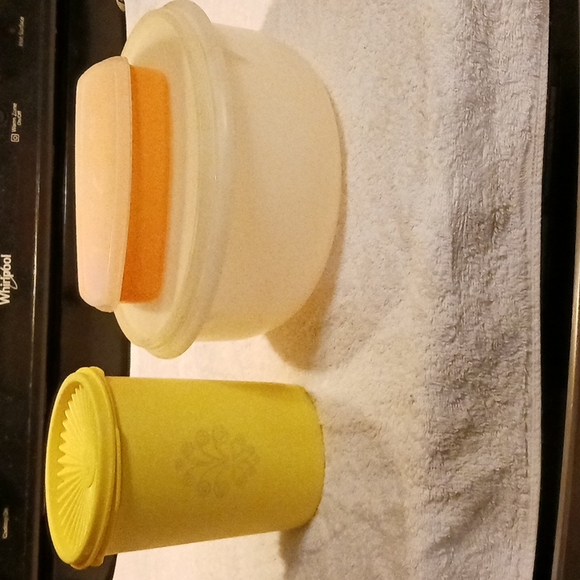 Tupperware | Kitchen | Vintage Tupperware Containers And Canister ...